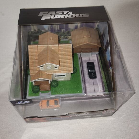 fast & furious | Toys | Fast And Furious Toretto House Diorama With ...